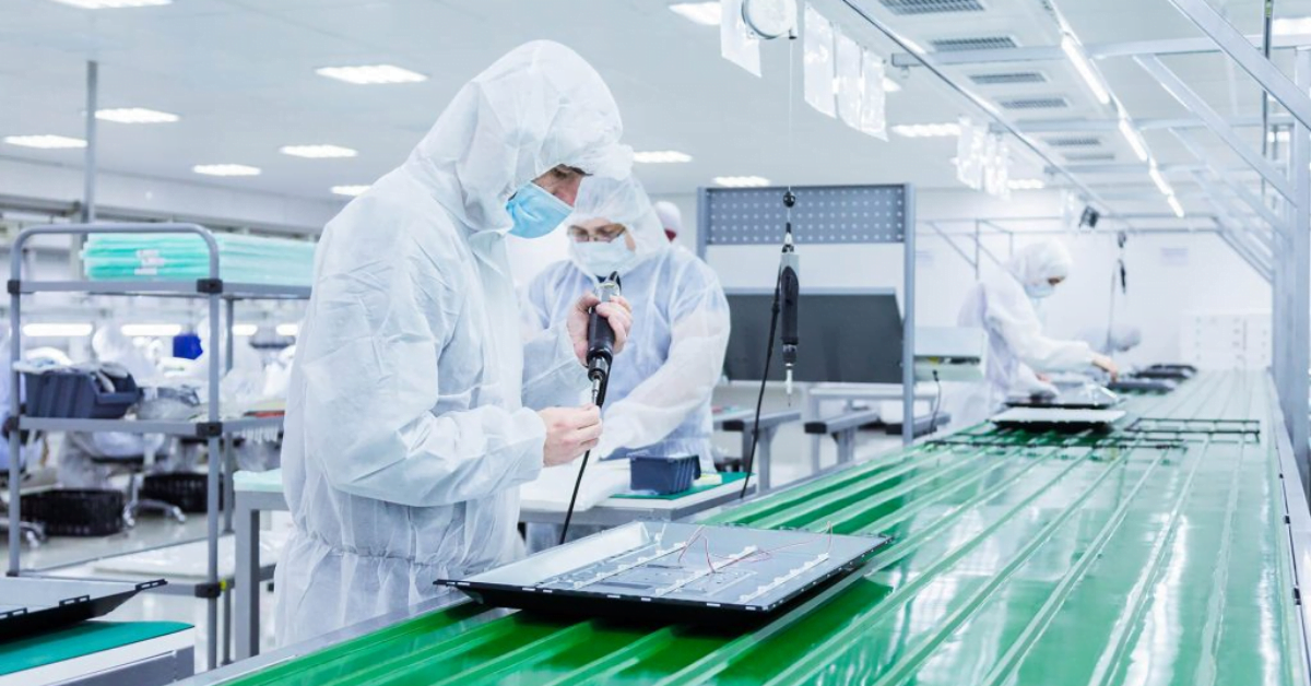 Consumer Electronics - Consult Red